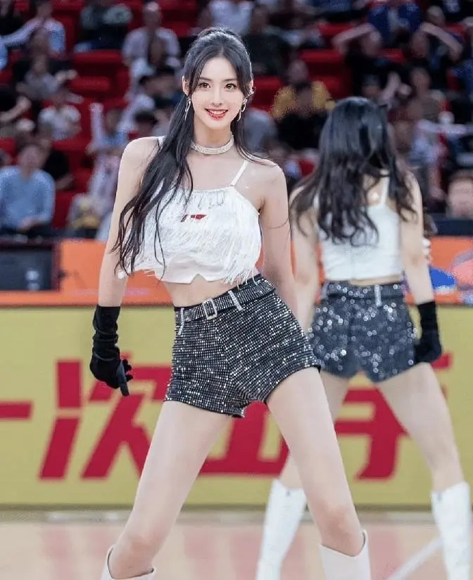 上海男篮啦啦队分享日常：篮球场边的“隐形MVP”-CBA-CBA专区-虎扑社区