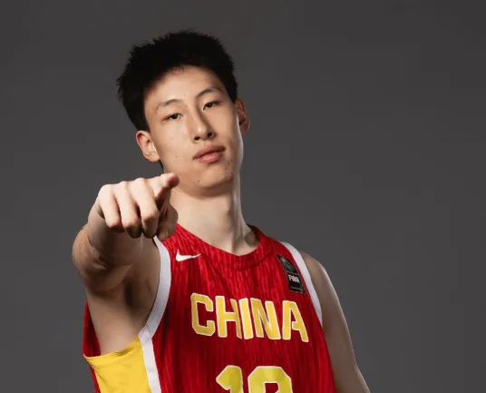 [流言板]移动长城！U19男篮球员郇斯楠半场送出6记盖帽-CBA-CBA专区-虎扑社区