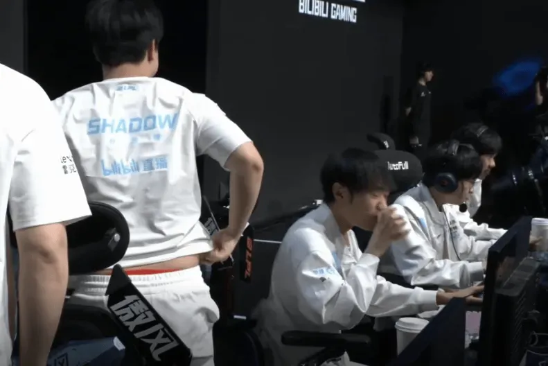 [流言板]本命年Buff？shad0w：完辣 ，都被你们发现我的比赛秘诀了-英雄联盟丨LPL-虎扑社区