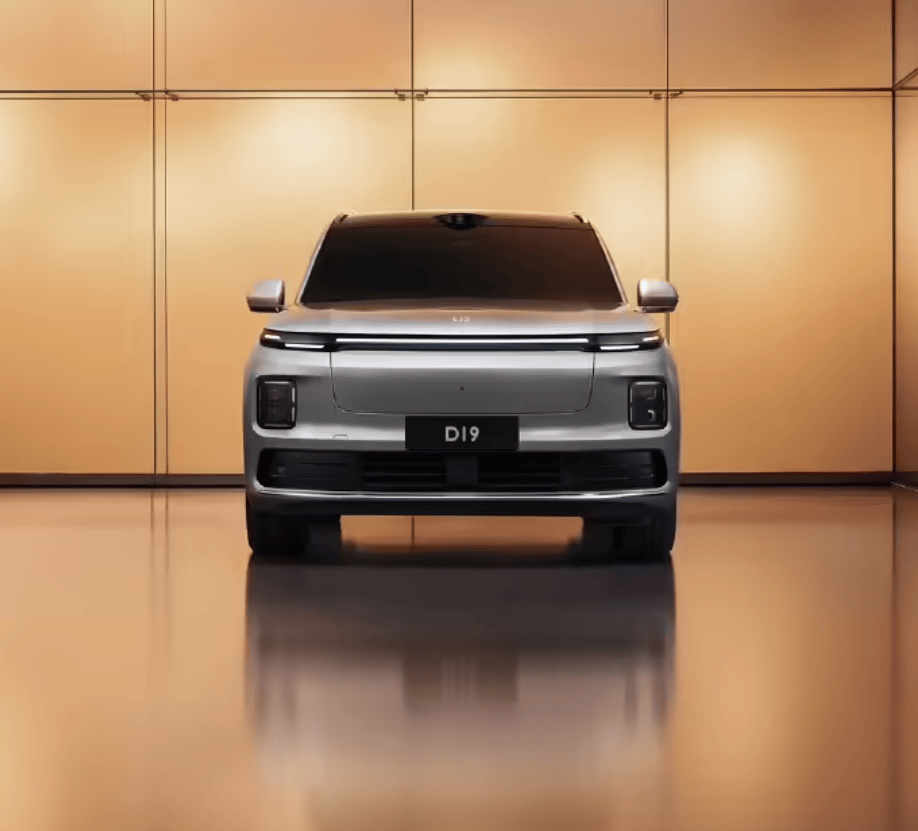 [流言板]零跑D19旗舰SUV液态银车色官图公布，提供纯电版及增程版-汽车-汽车区-虎扑社区